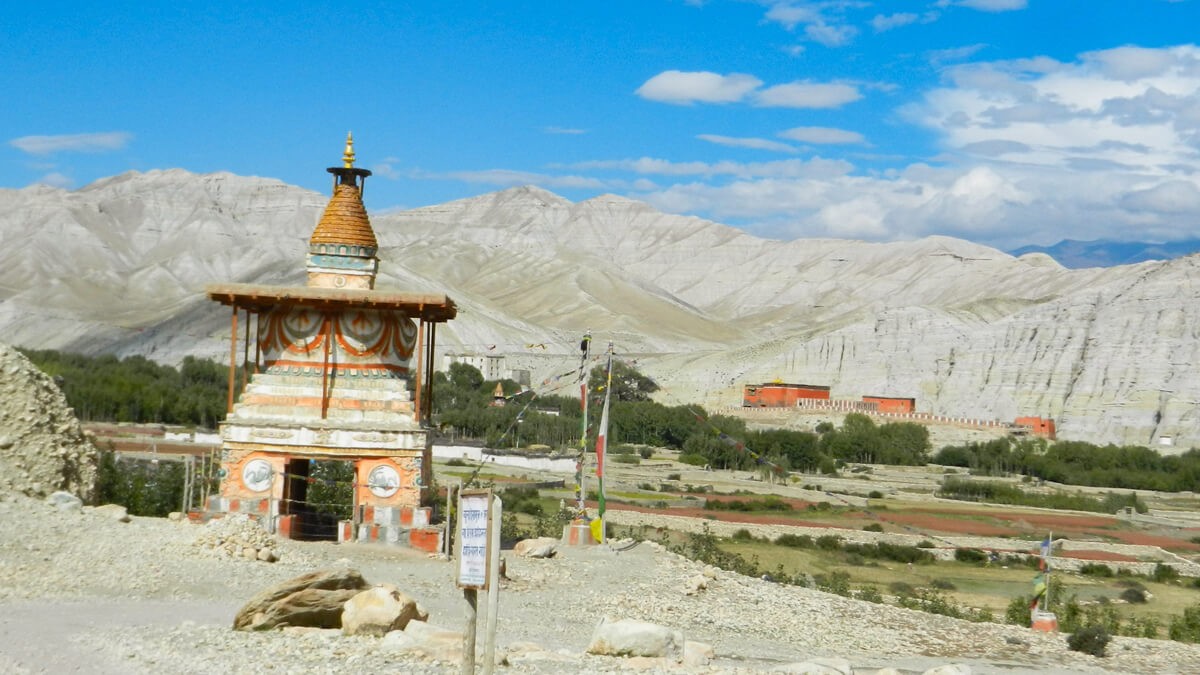 Upper Mustang Trek: 16 Days otherworldly experience